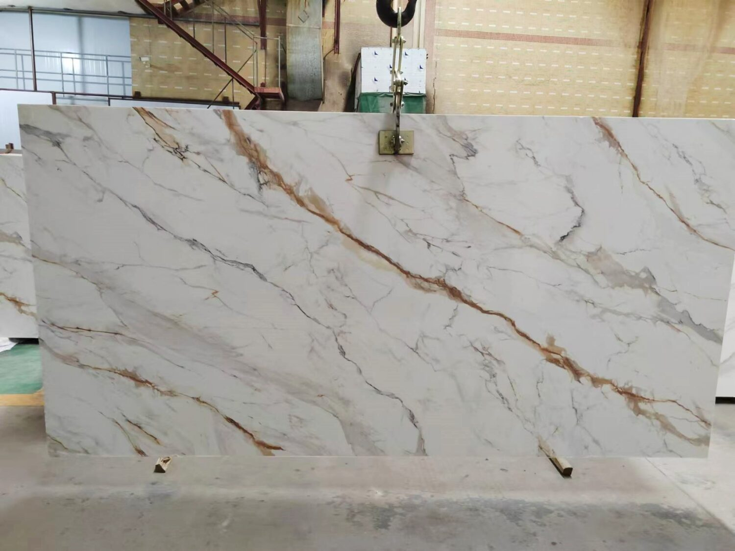 Printed Quartz Stone The Best Seller Pattern - LINX SURFACES